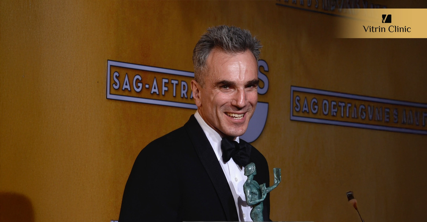 Daniel Day-Lewis Teeth: How His Smile Evolved - Vitrinclinic